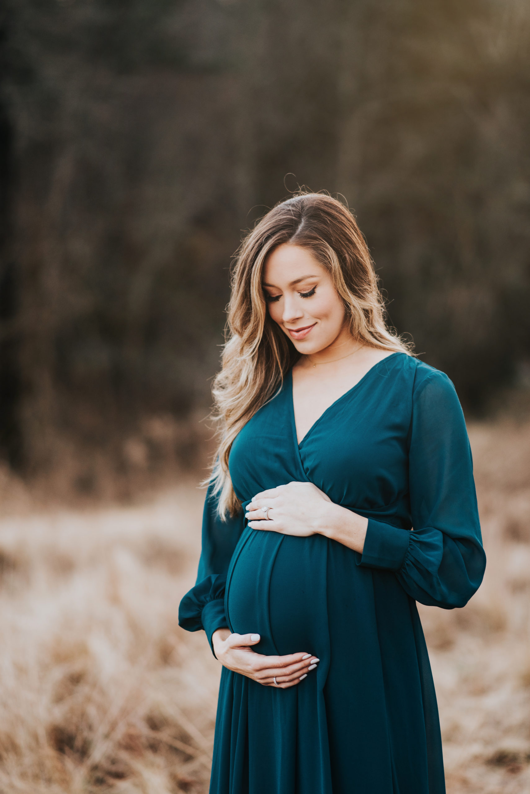 January Outdoor Maternity Session - Worth Capturing Photography